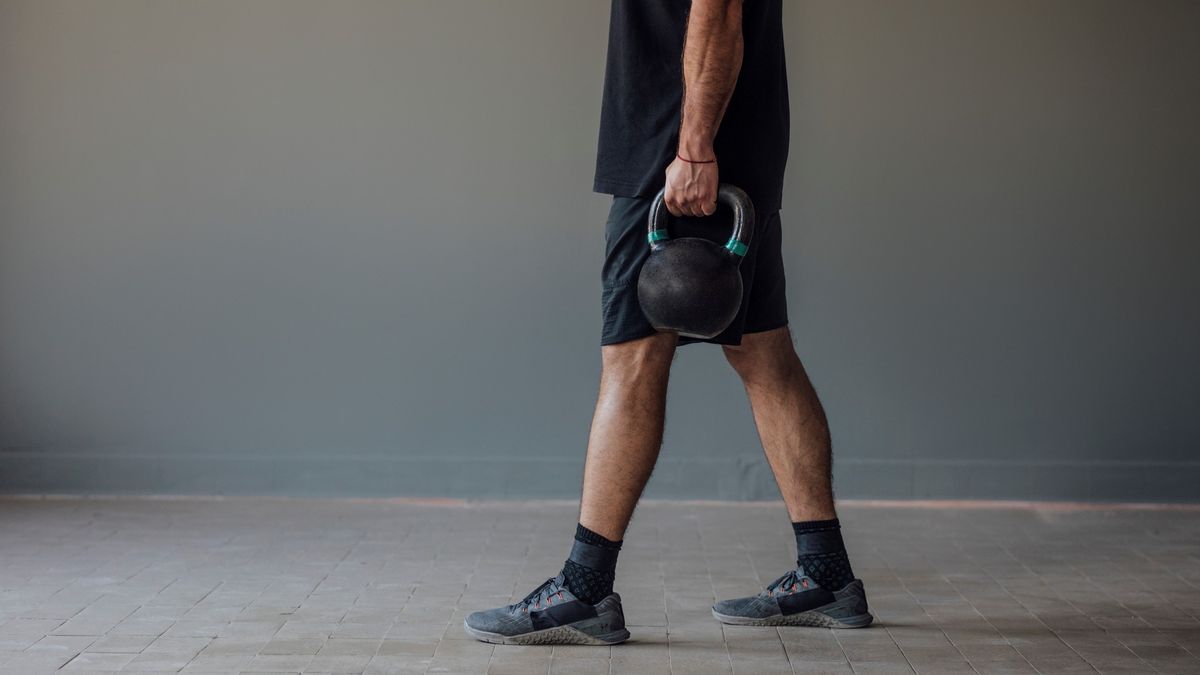 I did the suitcase carry exercise every day for a week — here’s what ...