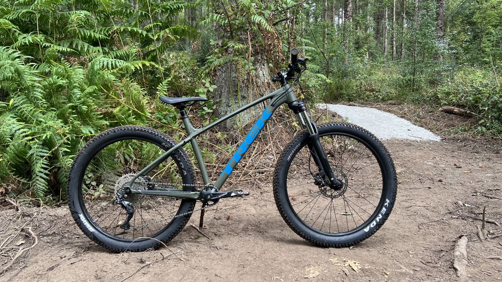 Trek Roscoe 6 review – more minus than plus | Bike Perfect