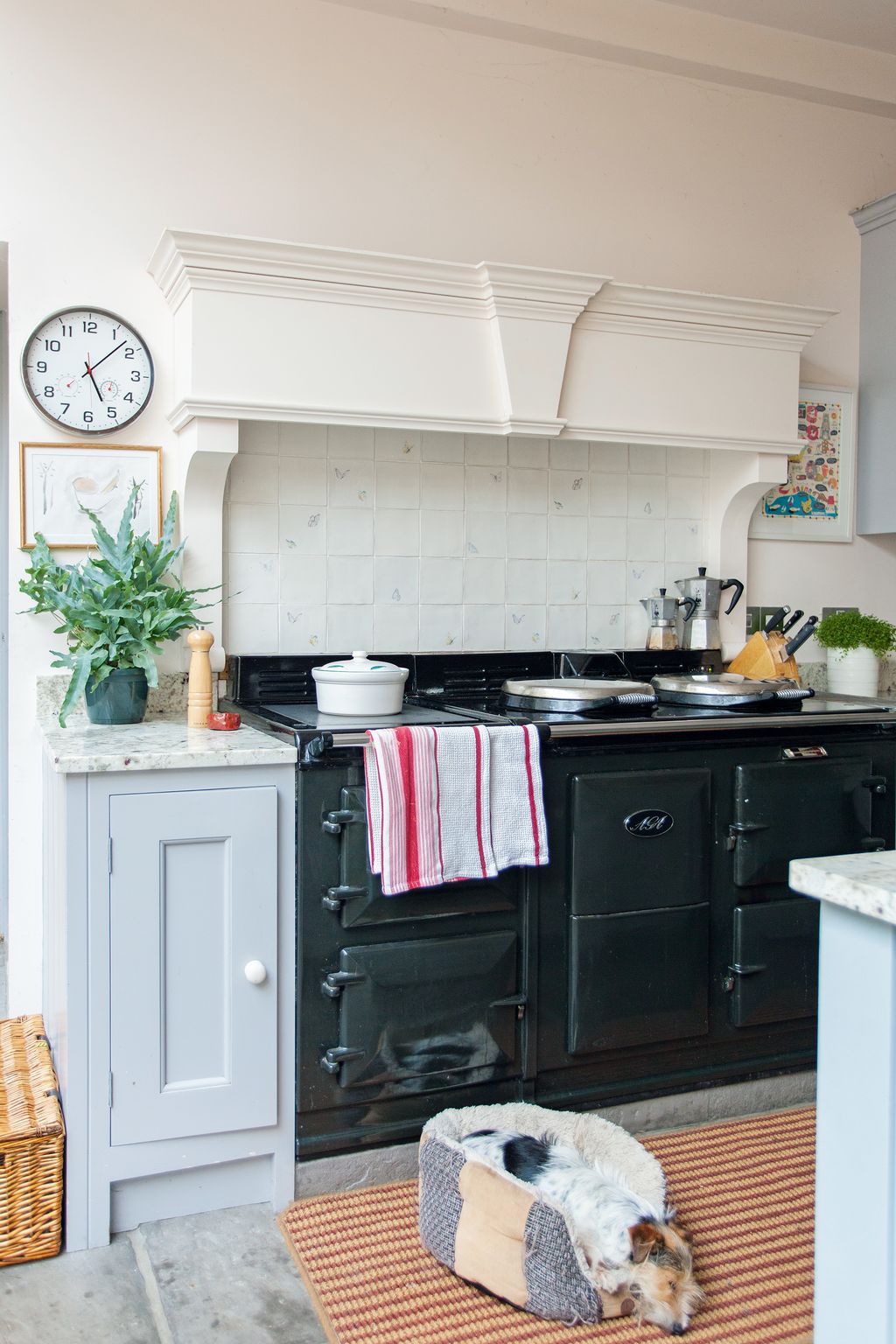 Real Home: a rare Grade I listed Tudor home gets a beautiful farmhouse ...