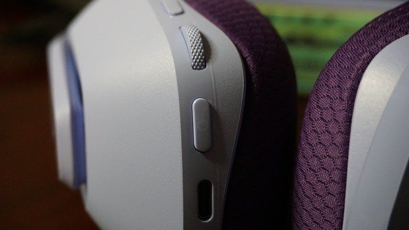 Logitech G733 review: Long lasting comfort and style | Android Central