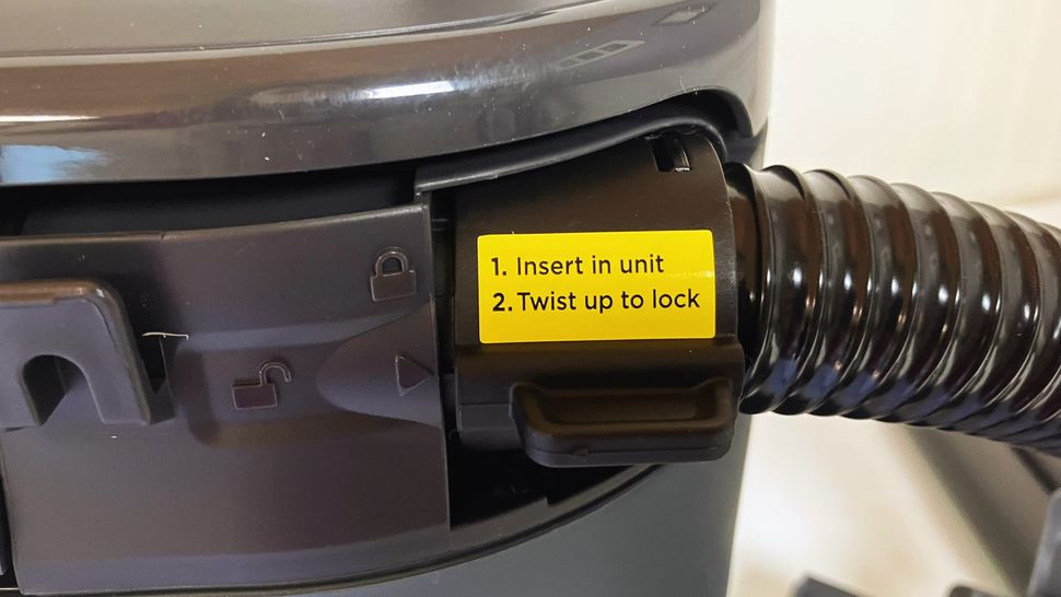 Shark MessMaster Wet/Dry Vacuum review | Top Ten Reviews