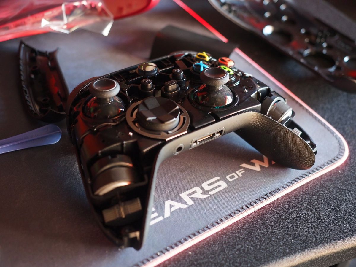 ExtremeRate Xbox Controller Shell review: Add some flair to your Xbox ...
