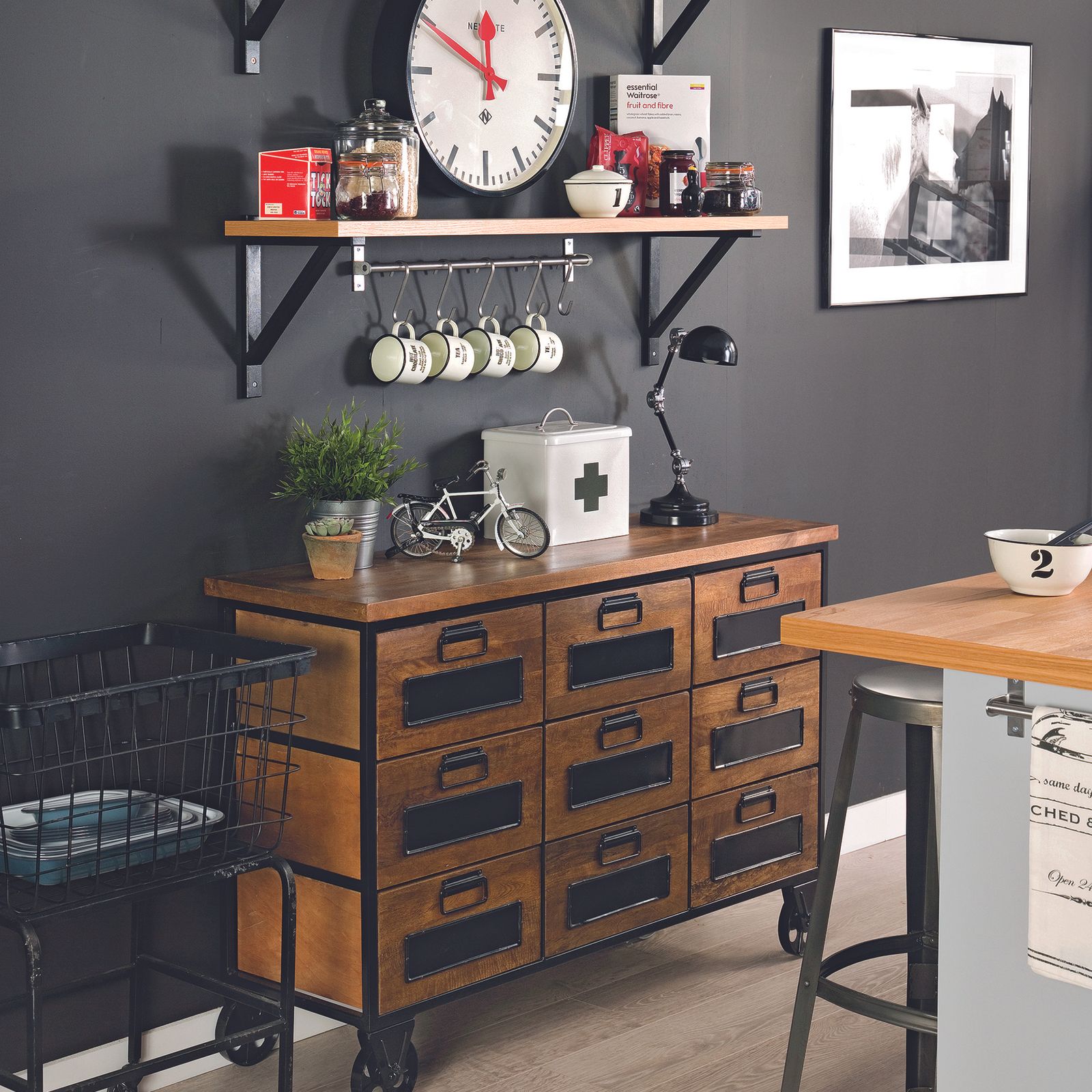 10 clever kitchen bin ideas for recycling and waste | Ideal Home