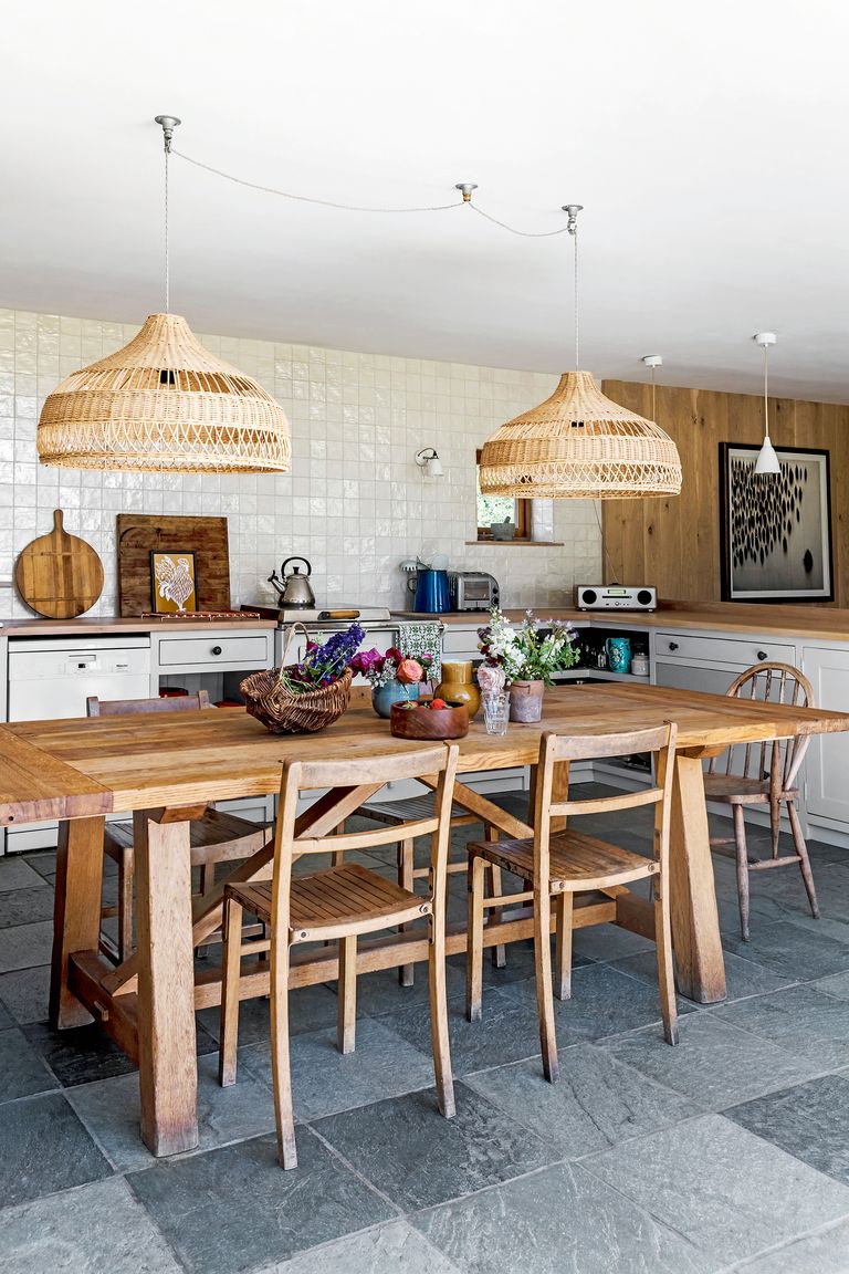 Coastal kitchen ideas: 12 ways to embrace seaside style | Homes and Gardens