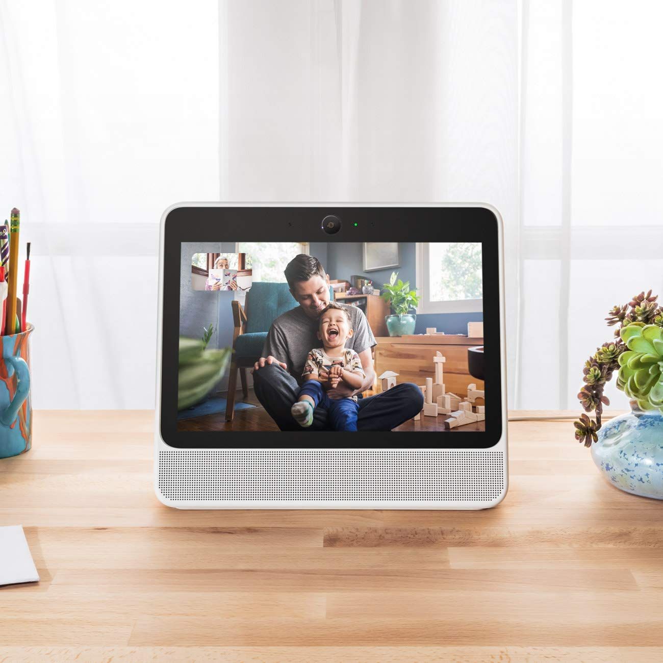 Facebook Portal vs. Facebook Portal Plus: What's the difference ...