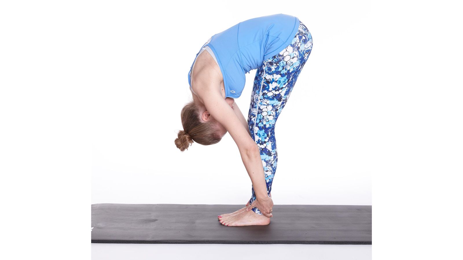 A quick morning yoga routine to awaken your body and your mind | Fit&Well