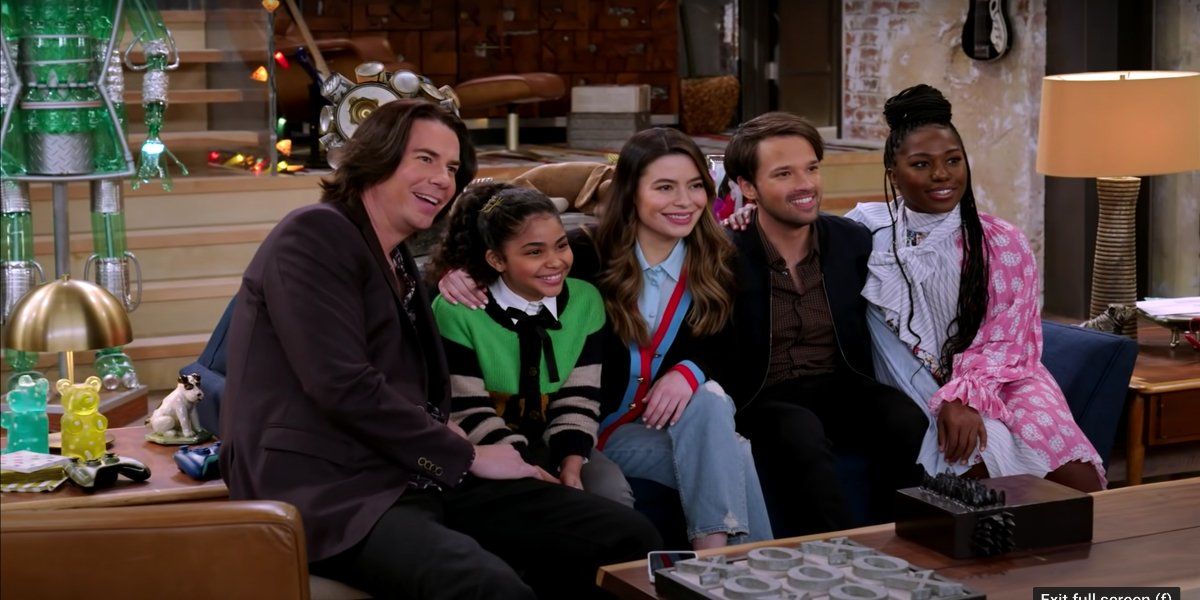 Miranda Cosgrove Revealed iCarly Revival's New Apartment Set, And I'd ...
