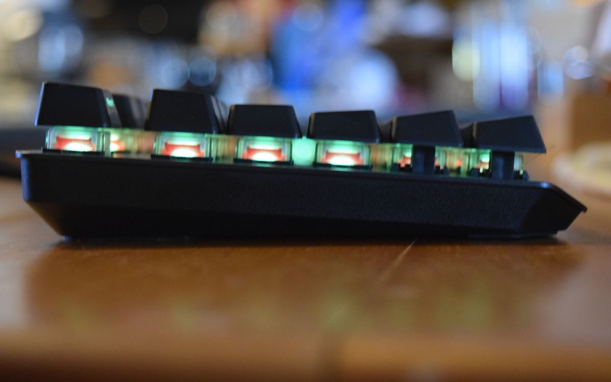 Asus ROG Strix Scope RX Review: Defying Expectations | Tom's Hardware