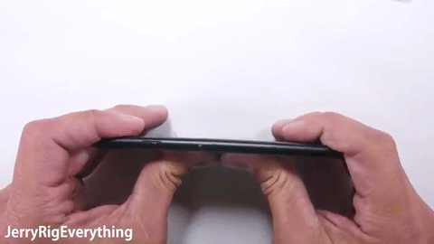 Your iPhone 7 won't bend easily, but it may scratch | TechRadar