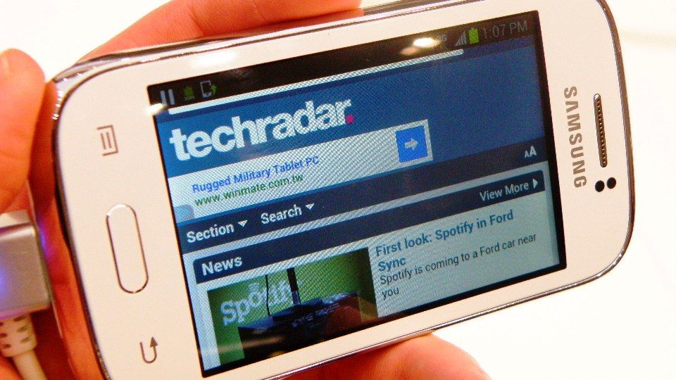 Smartphone revolution is complete! Sales top feature phones for first ...