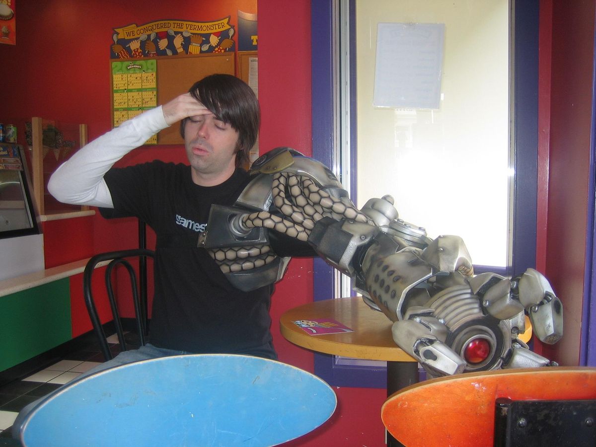Bionic arm charms, destroys major city | GamesRadar+