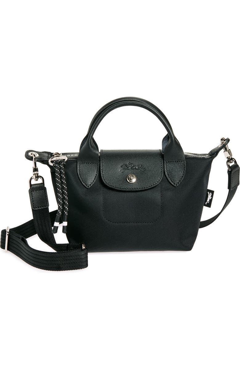 Longchamp's Le Pliage Bag is the Great Gen-Z and Millennial Unifier ...