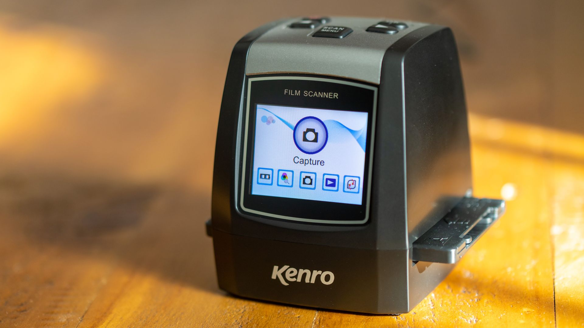 Kenro KNSC201: Digital film scanner review | Top Ten Reviews