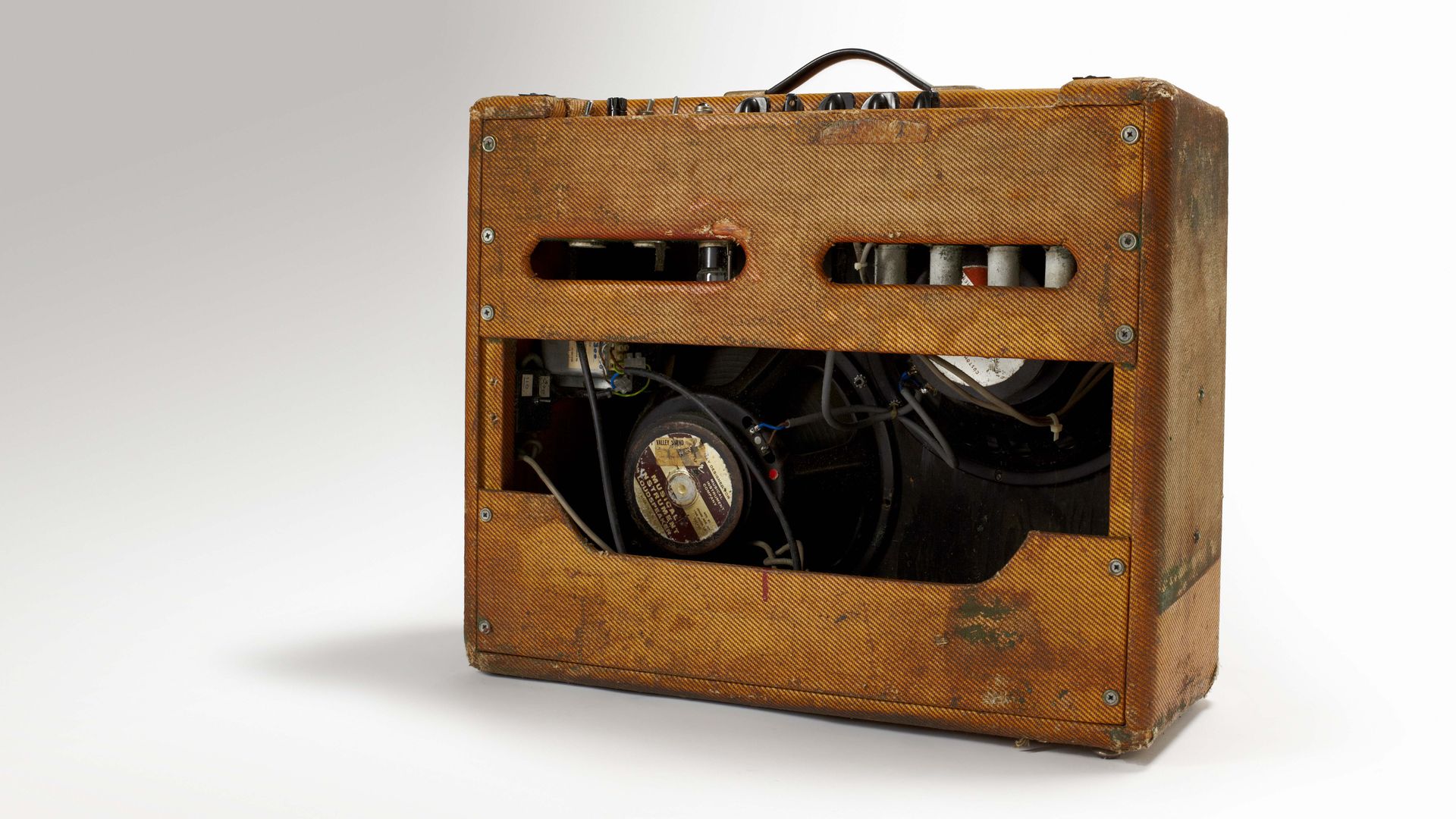 "A guy named Alexander Dumble made the amps": Andrew Watt reveals the ...