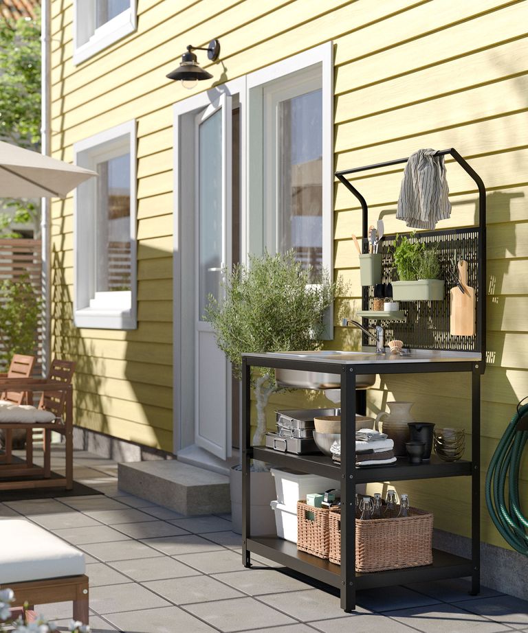 Small outdoor kitchen ideas: 10 options for compact yards | Homes and ...