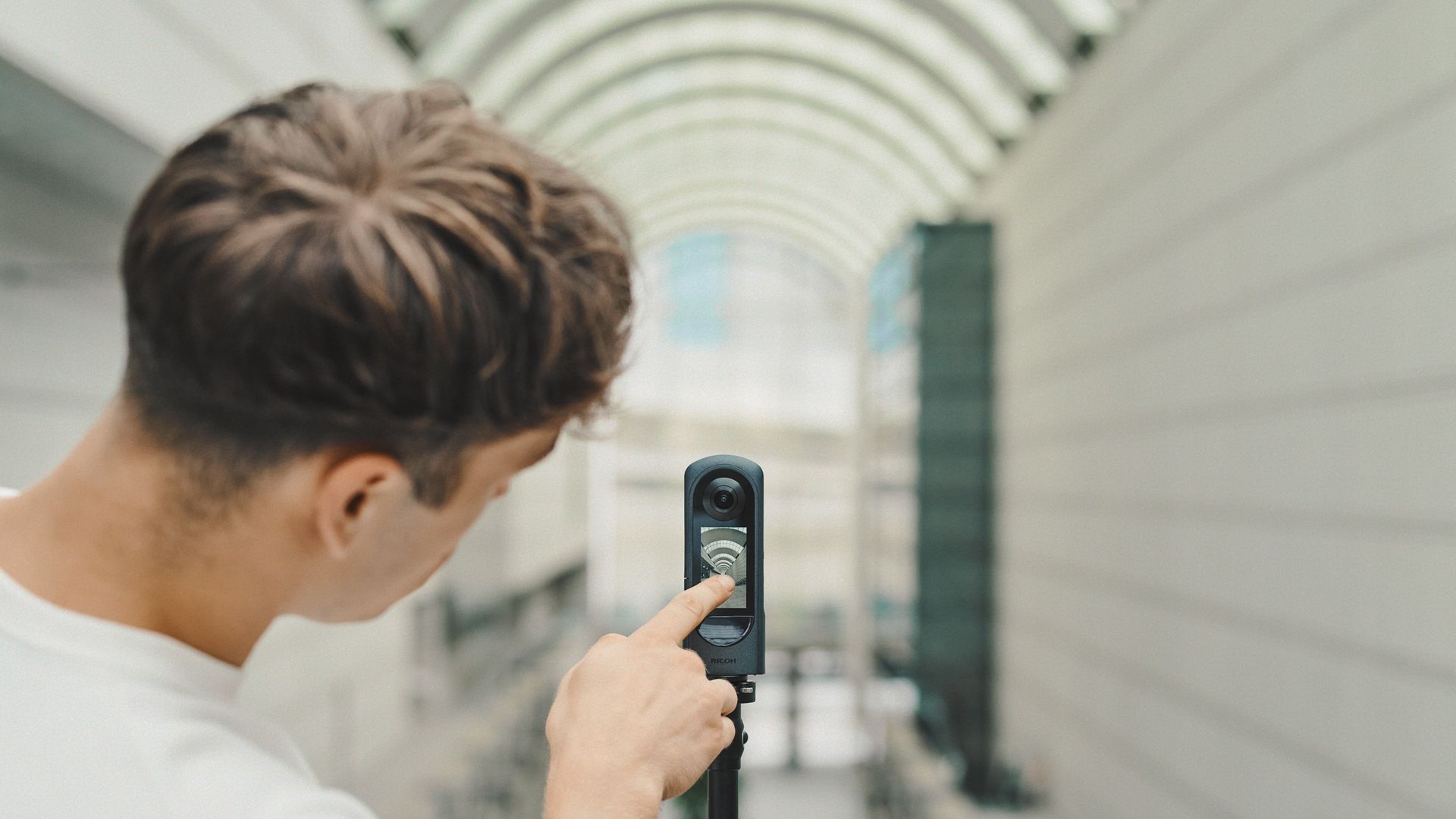 This 360 camera has 11K resolution and a touchscreen – meet the Ricoh ...