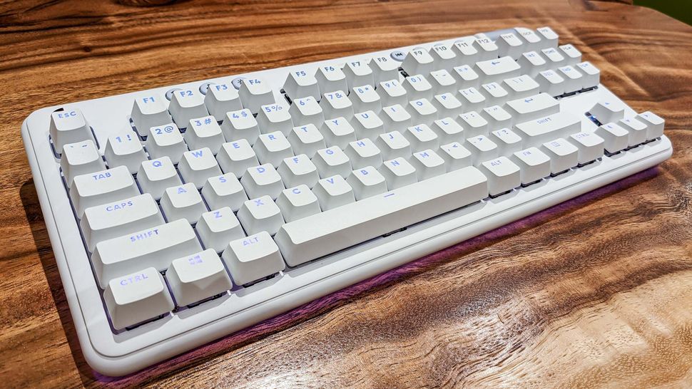 Logitech G715 Wireless Gaming Keyboard review | Tom's Guide