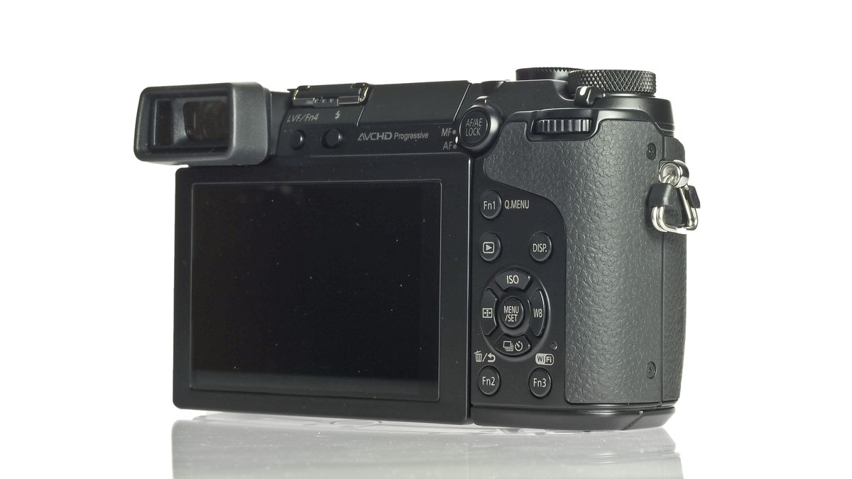 Build quality and handling - Panasonic GX7 review - Page 2 | TechRadar