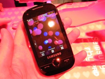 The Genio Pro - Hands on: Samsung Genio Touch, Qwerty and Pro review ...