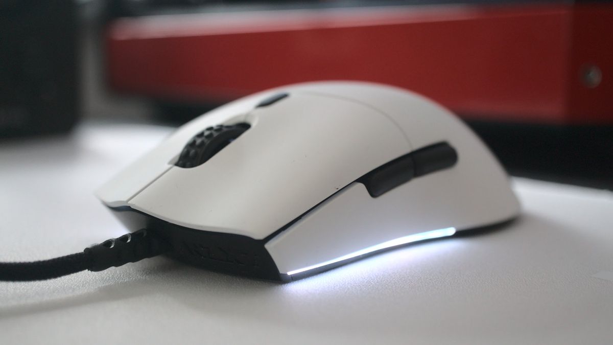 NZXT Lift mouse review: Renowned PC case maker's first gaming mouse is ...