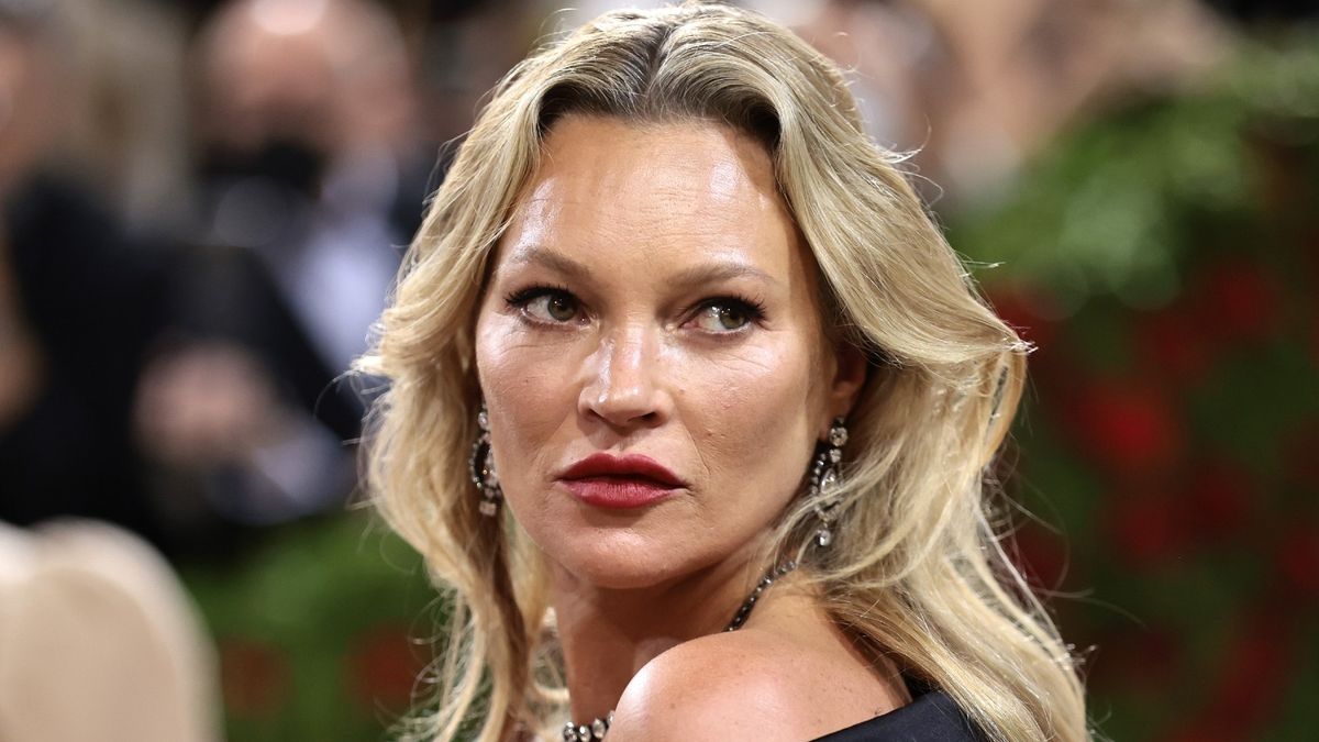 Kate Moss launches wellness brand, COSMOSS | Woman & Home