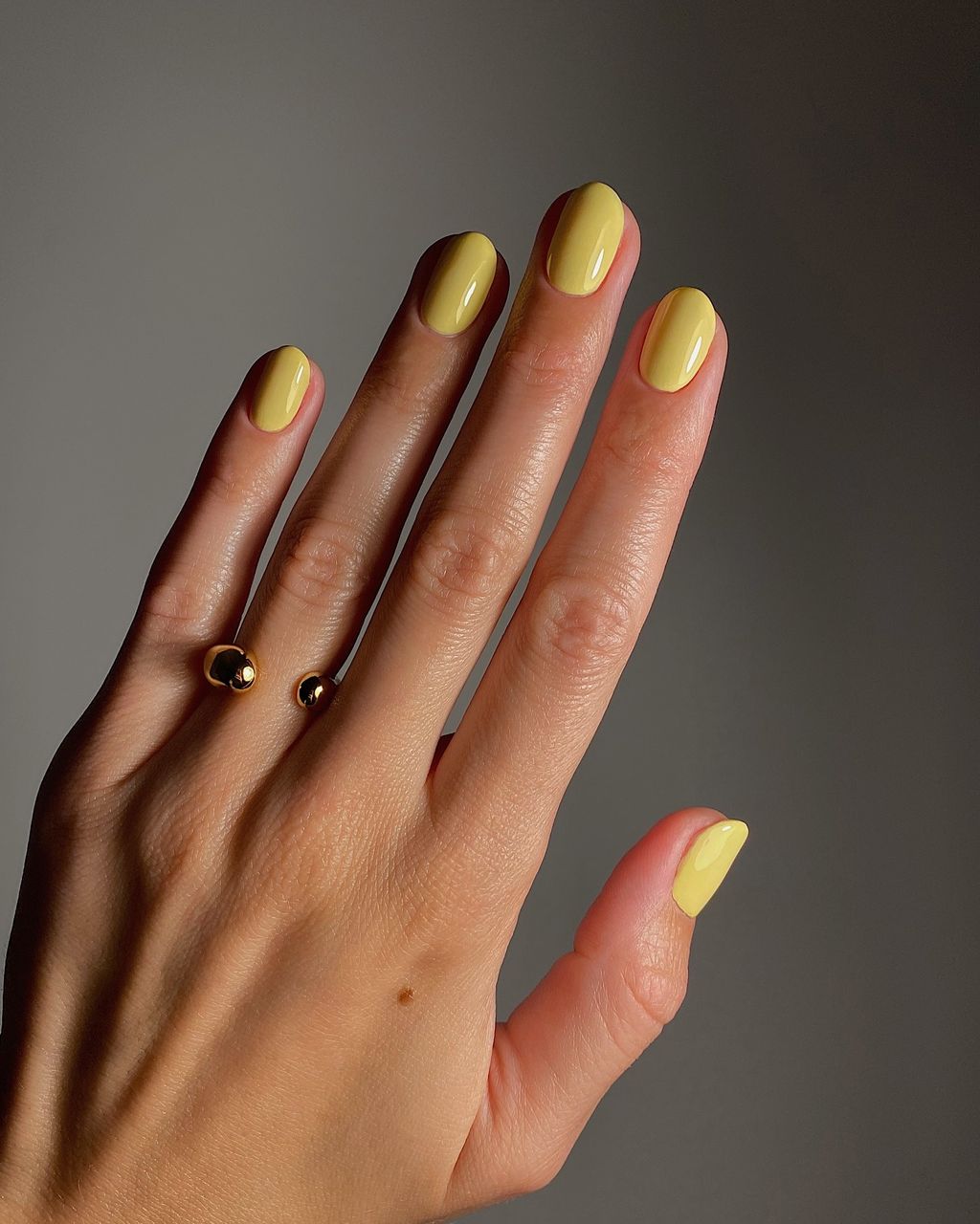 6 Biggest Summer Nail Colour Trends of 2025, Confirmed | Who What Wear