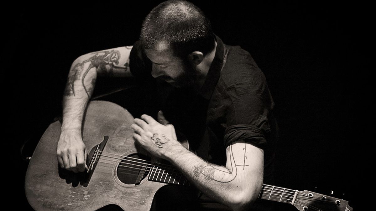 Exclusive: Jon Gomm debuts new live performance video | MusicRadar