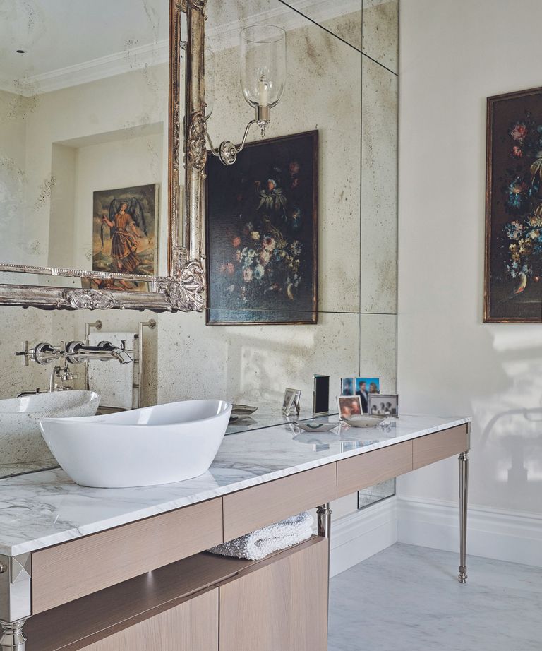 Bathroom vanity mirror ideas: 10 practically perfect looks | Homes and ...