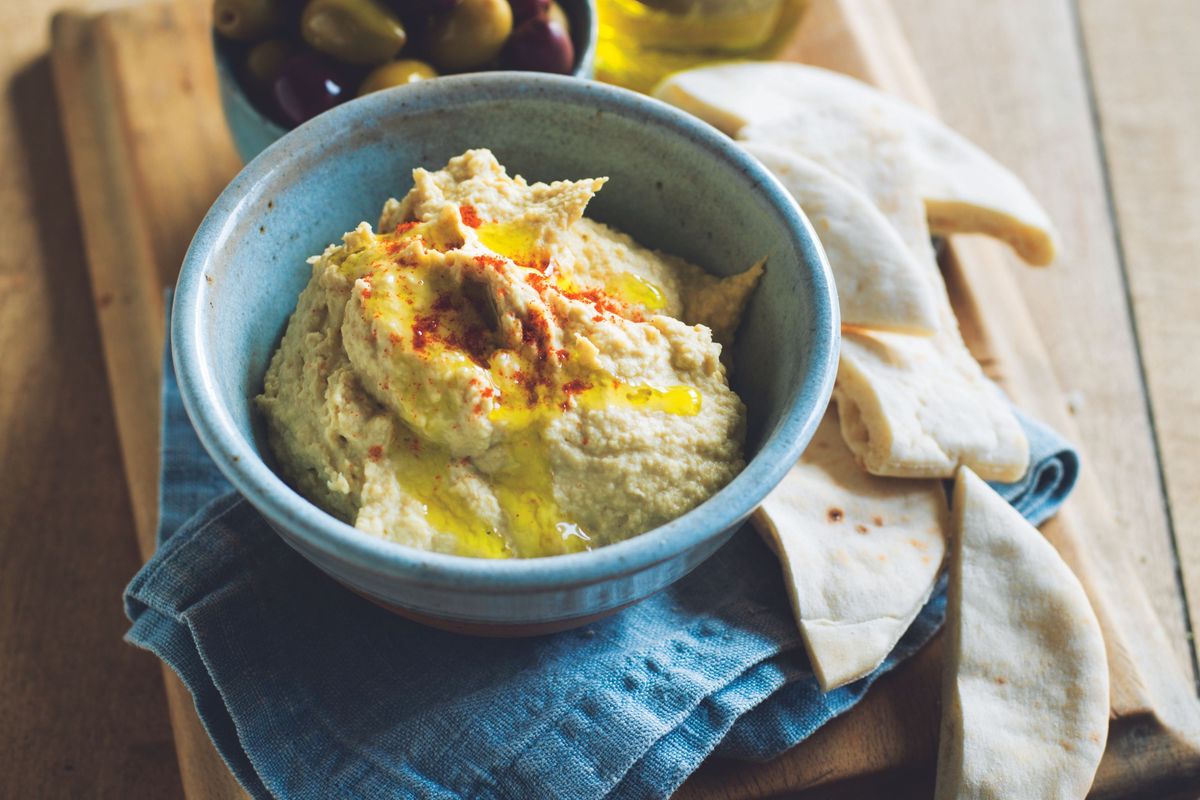 Hummus | Lunch Recipes | GoodtoKnow