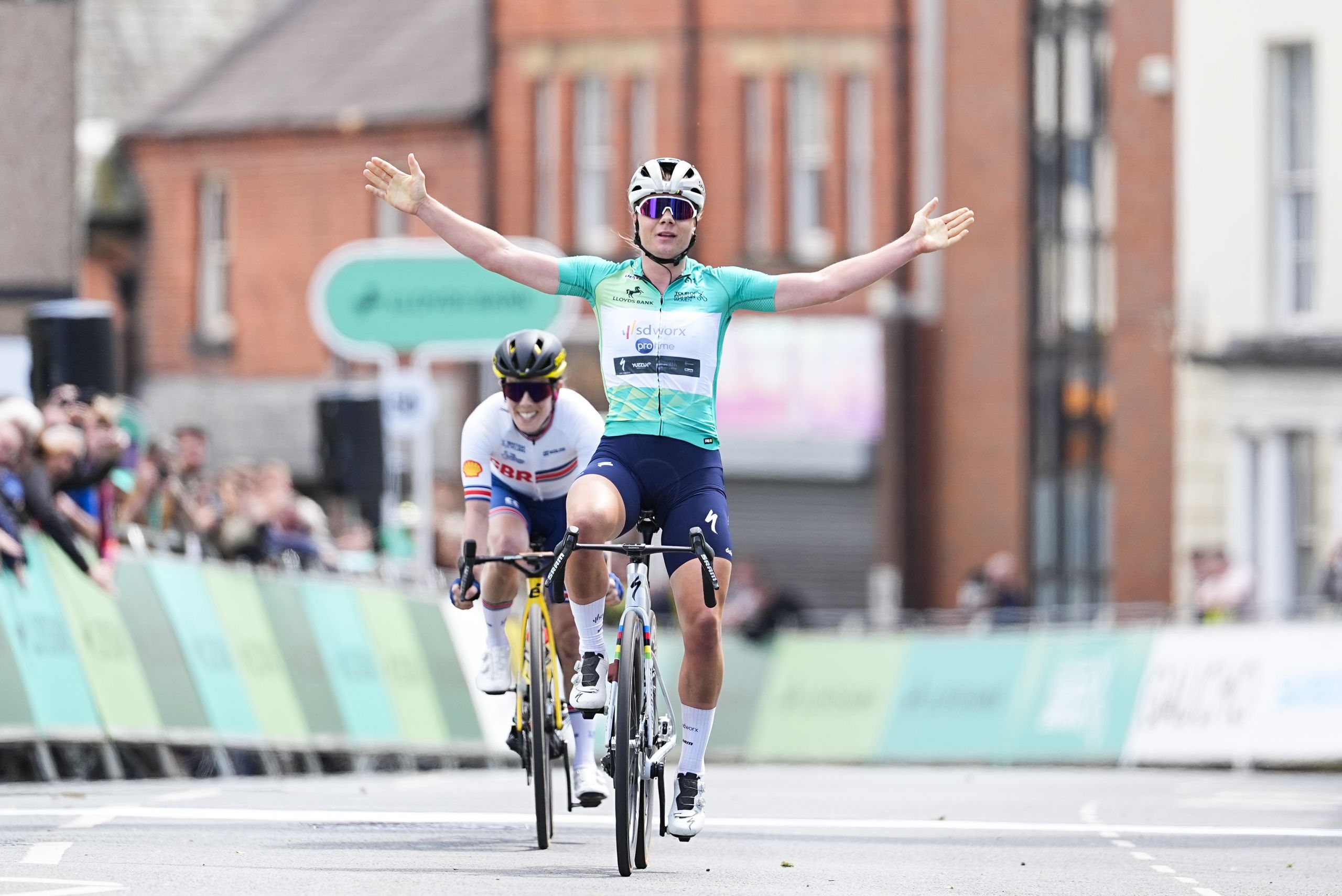 Tour of Britain Women: Lotte Kopecky takes back-to-back wins on stage 2 ...