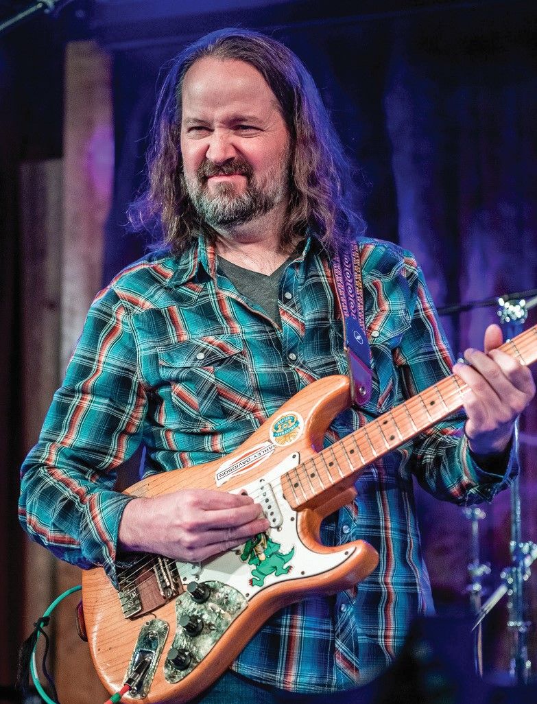 Get a Close Look at Jerry Garcia's Iconic "Alligator" Strat in this ...