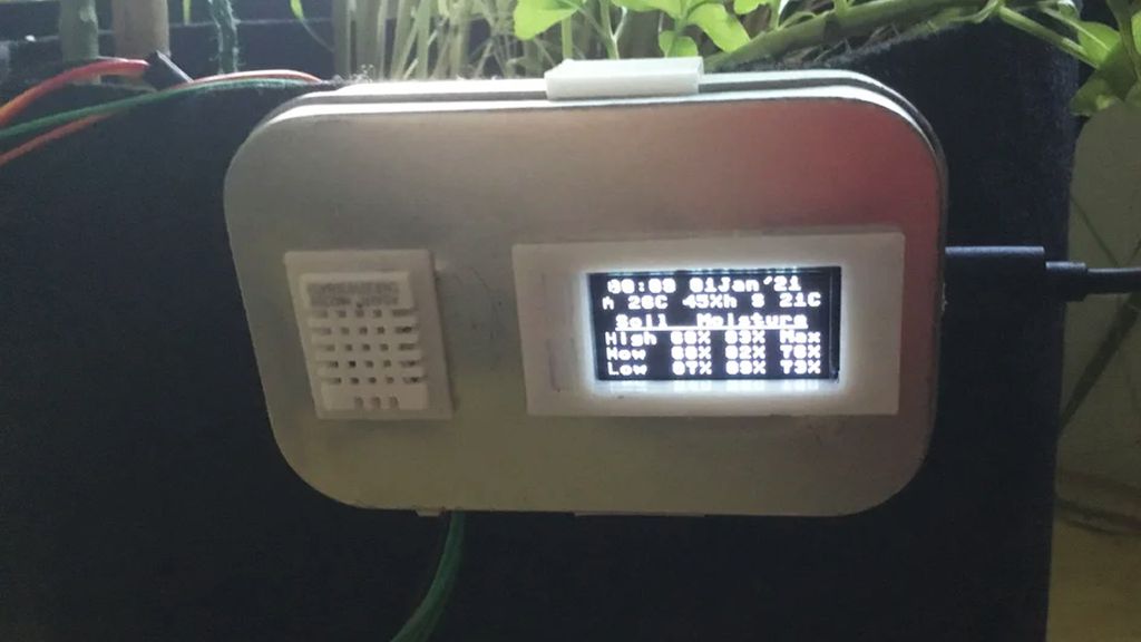 Raspberry Pi Pico Monitors Three Houseplants at Once | Tom's Hardware