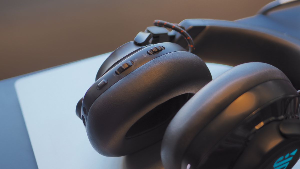 JBL Quantum 610 review: "A good headset but one that needs a bit of ...