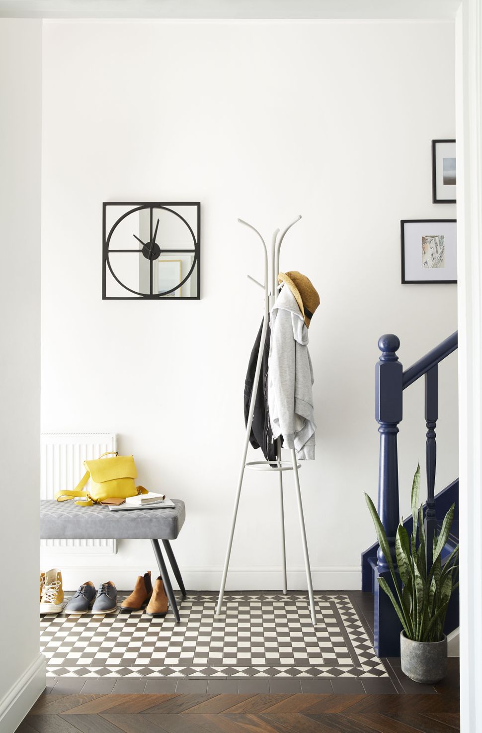 16 small hallway ideas for a warm welcome in a compact space | Homebuilding