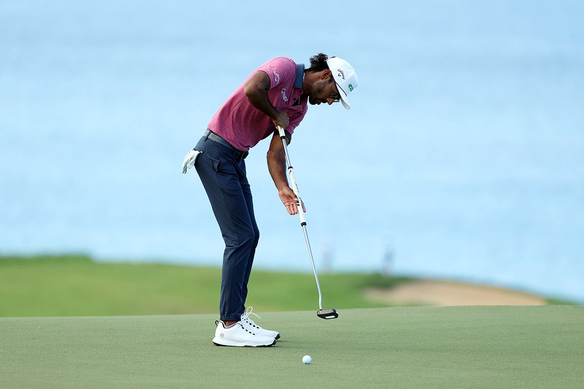 Broomstick Putter: 4 Simple Steps To Using A Long Putter | Golf Monthly