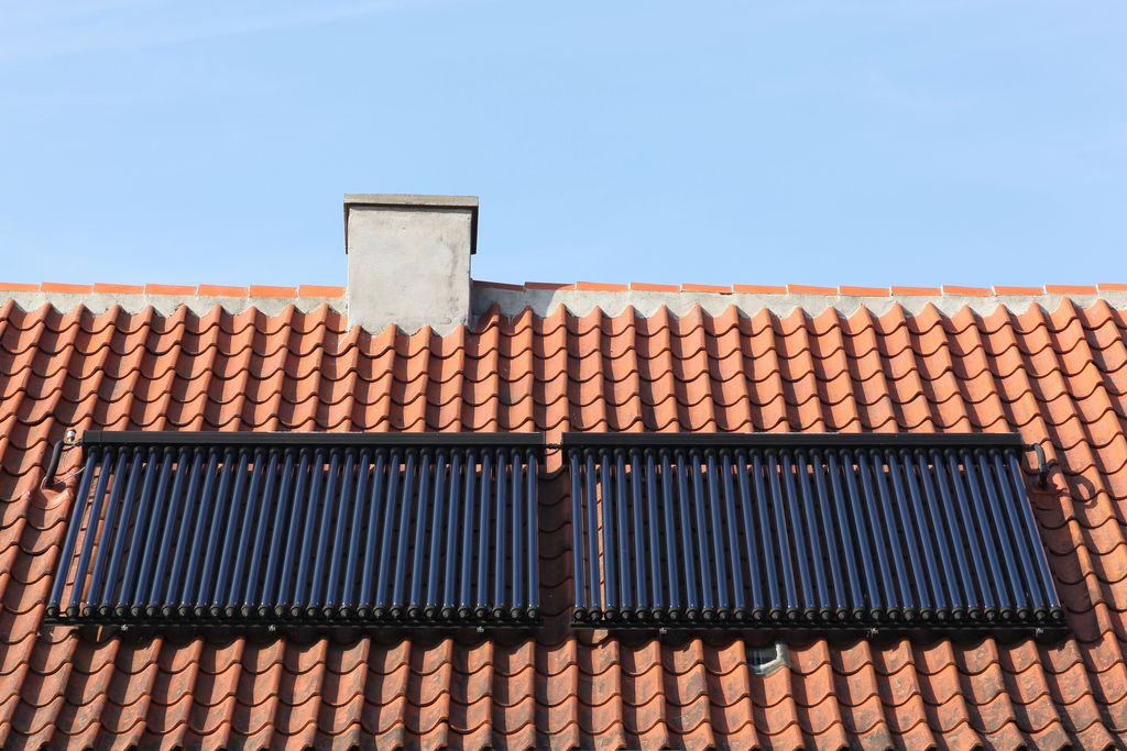 Solar Thermal: Complete Guide to the Pros, Cons and Costs | Homebuilding