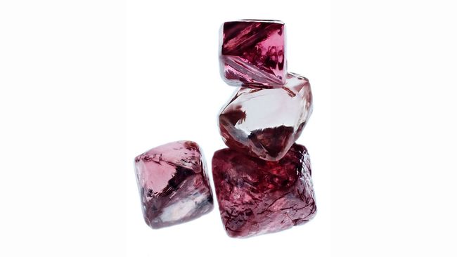 Earth's biggest cache of pink diamonds formed in the breakup of the 1st ...