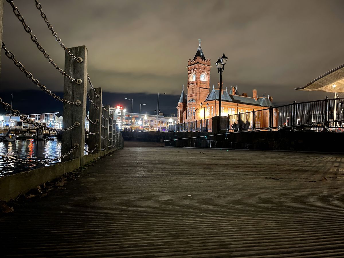 Apple iPhone 12 Pro vs Max | Digital Camera World