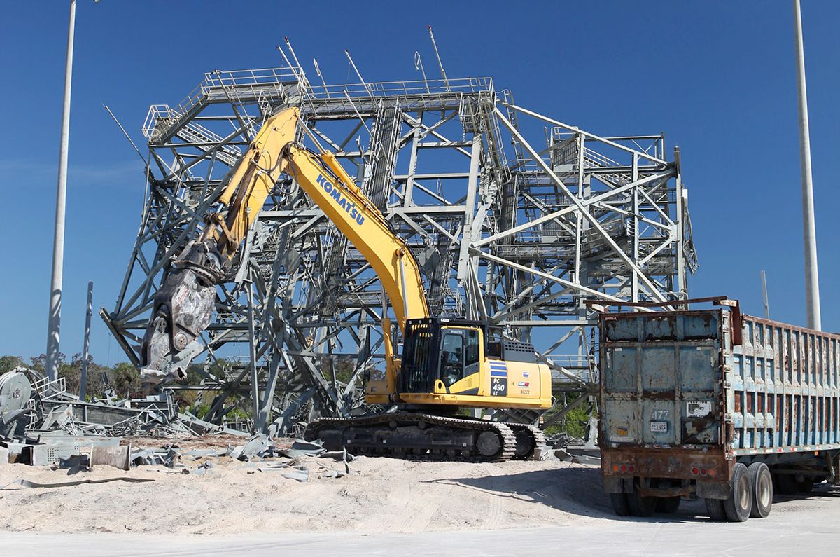 NASA Demolishes Gantry Used to Lift Space Shuttles Off Jumbo Jets | Space