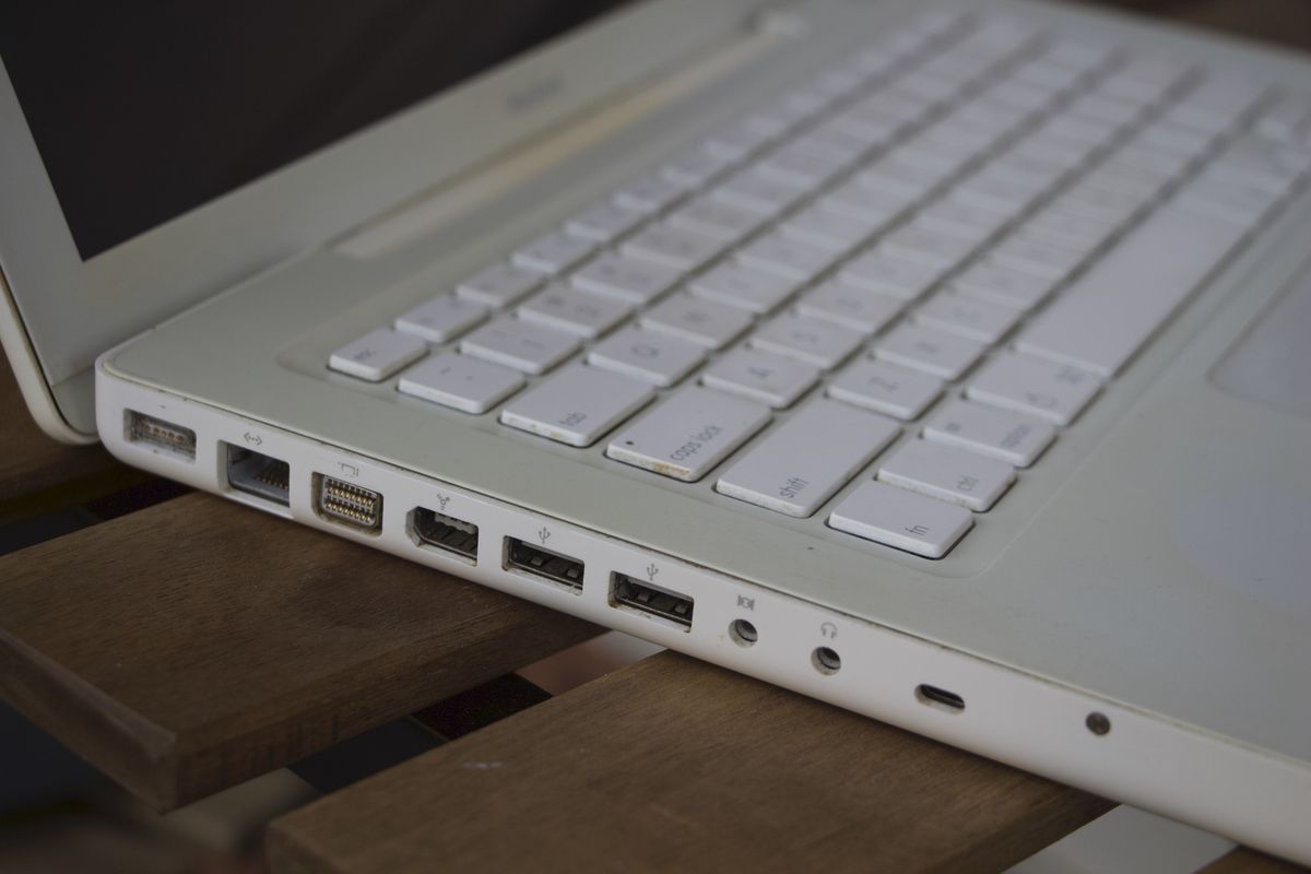 Remember the charm of owning the polycarbonate MacBook that started it ...