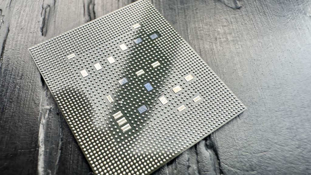 Meet Snapdragon X Plus — Qualcomm’s lower-end laptop chip that is still ...