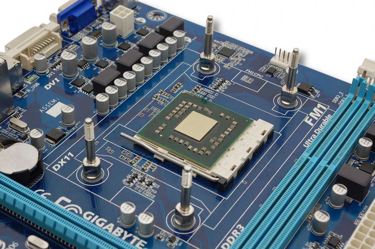 EKWB De-Lids an AMD Processor for Better Cooling | Tom's Hardware