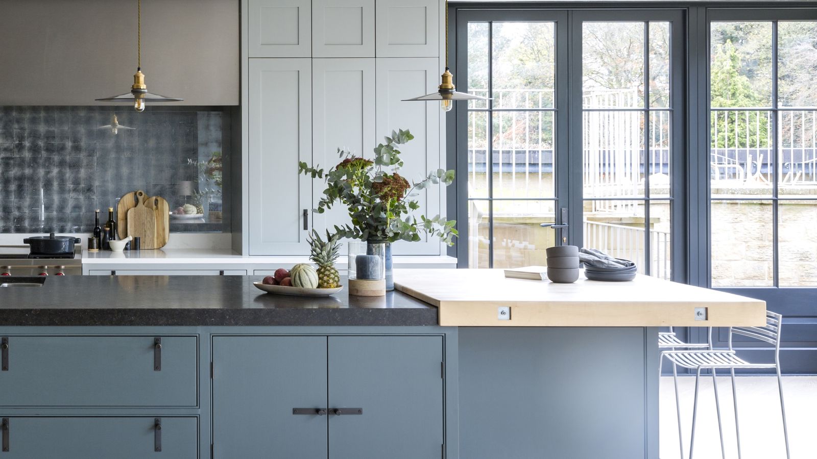 Mixed materials kitchen trend – why you should get involved | Homes and ...