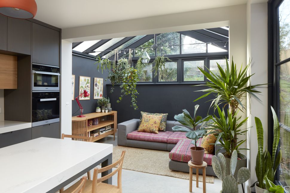 Painting uPVC Windows: How to Get the Best Results | Homebuilding