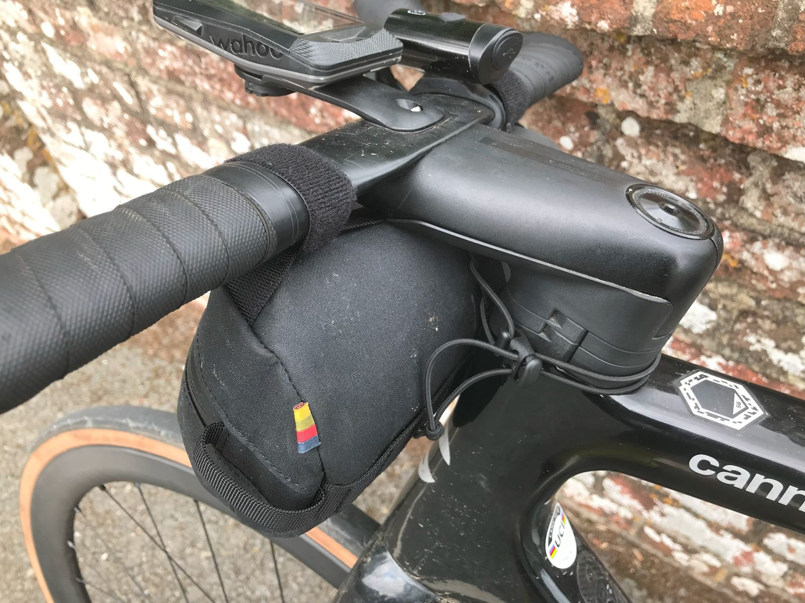 Specialized/Fjallraven S/F Handlebar Pocket review – compact option ...