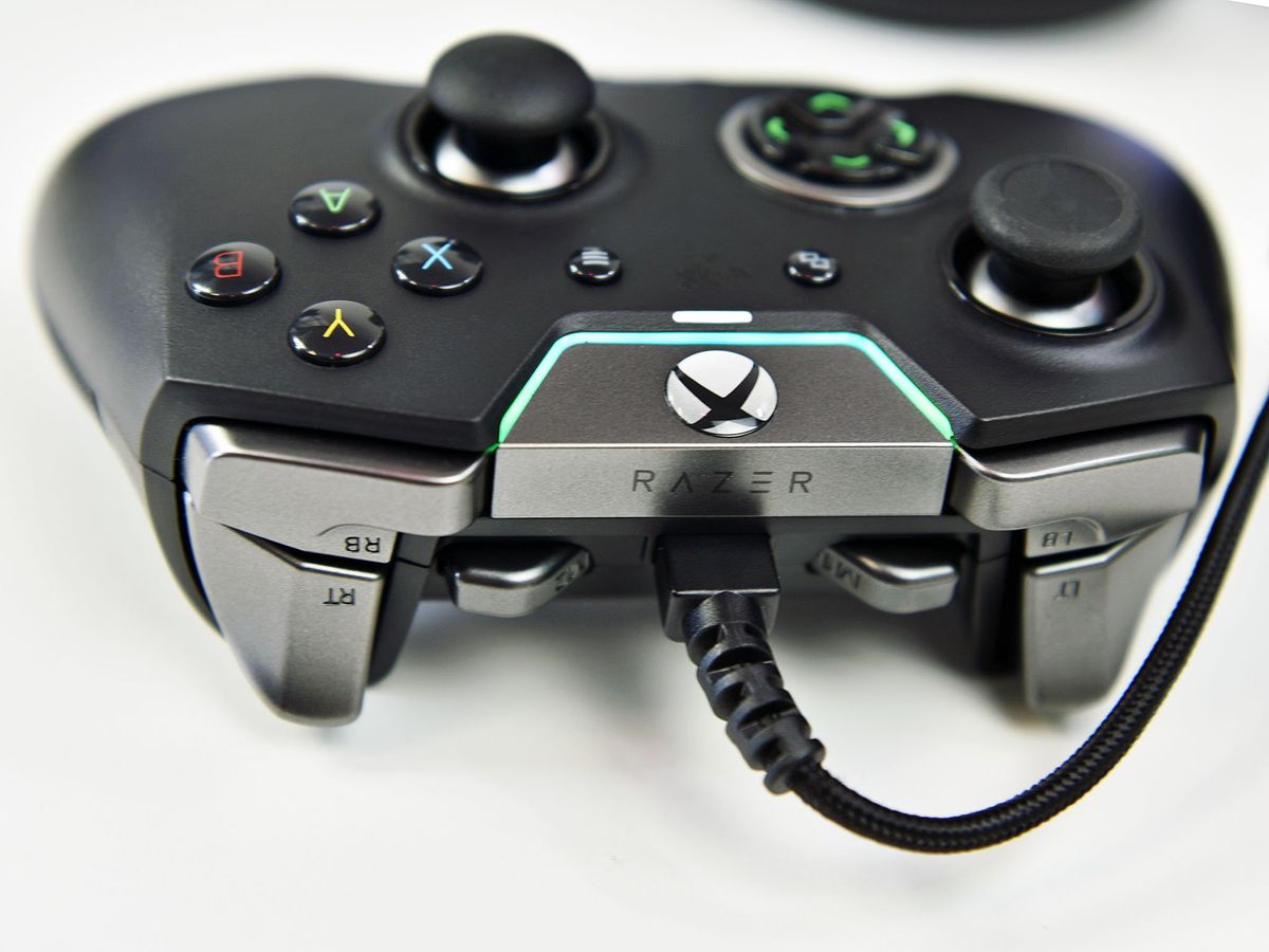 Razer Wolverine Ultimate review: A welcomed wired alternative to the ...