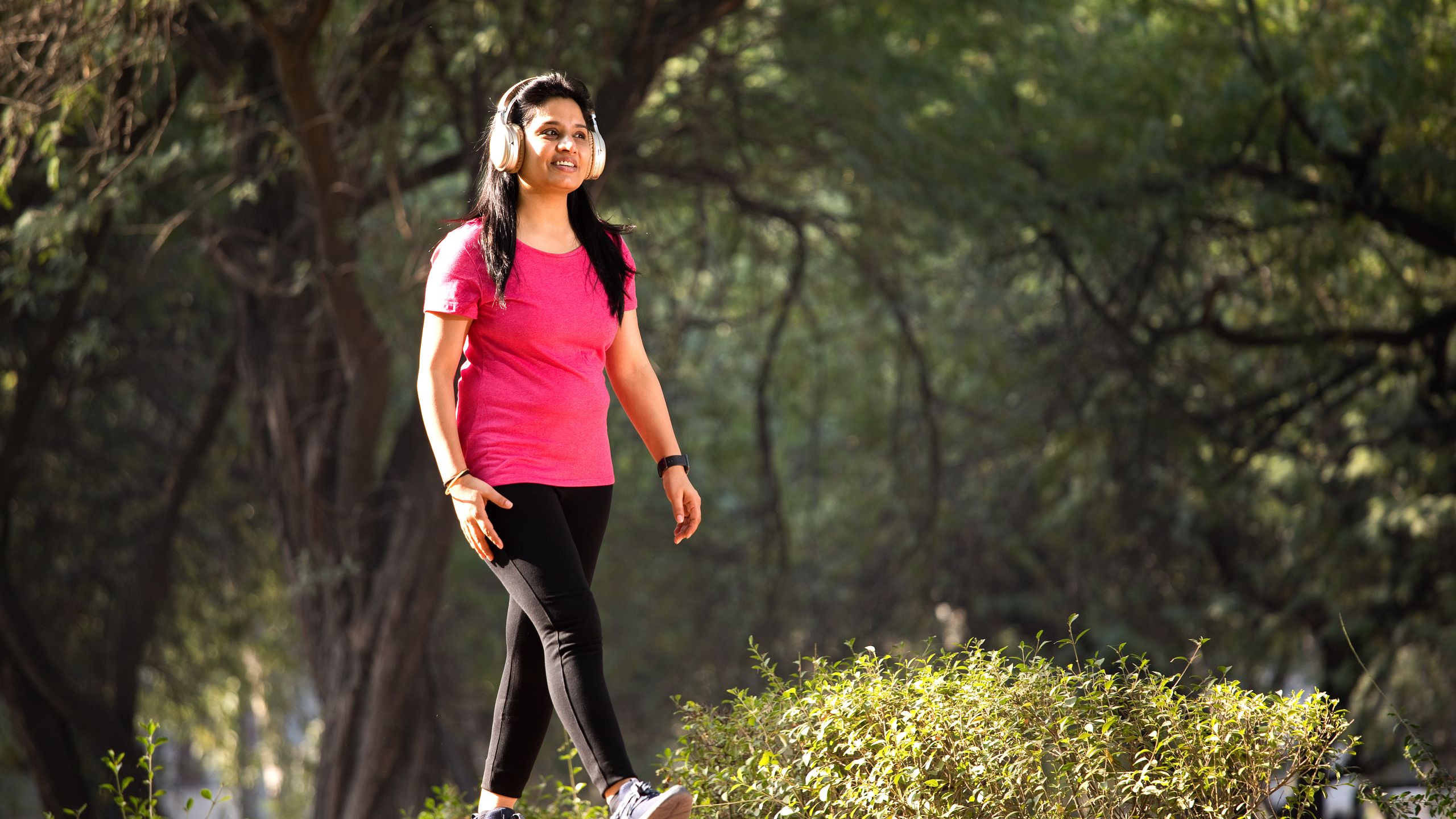 I walk 7,000 steps a day and doing this one-minute stretch helps me ...
