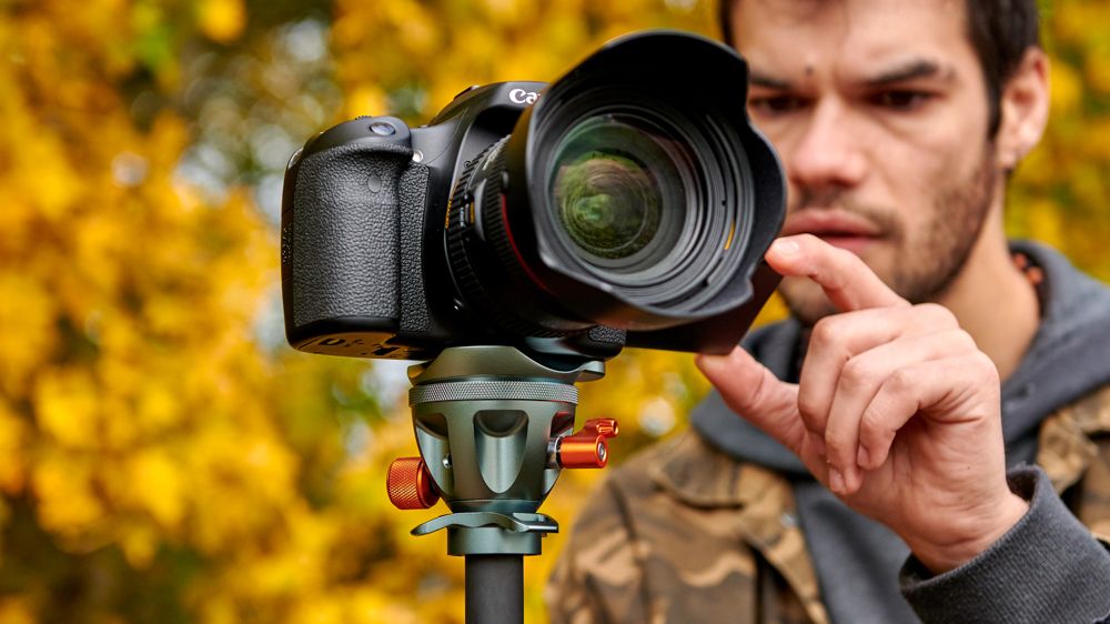 3 Legged Thing debuts innovative tripod levelling systems | Digital ...