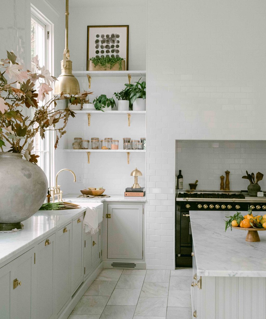 Light gray kitchen ideas: 10 soft and subtle spaces | Homes and Gardens