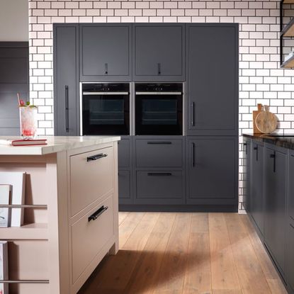 Bespoke kitchen design – everything you need to know about made-to ...